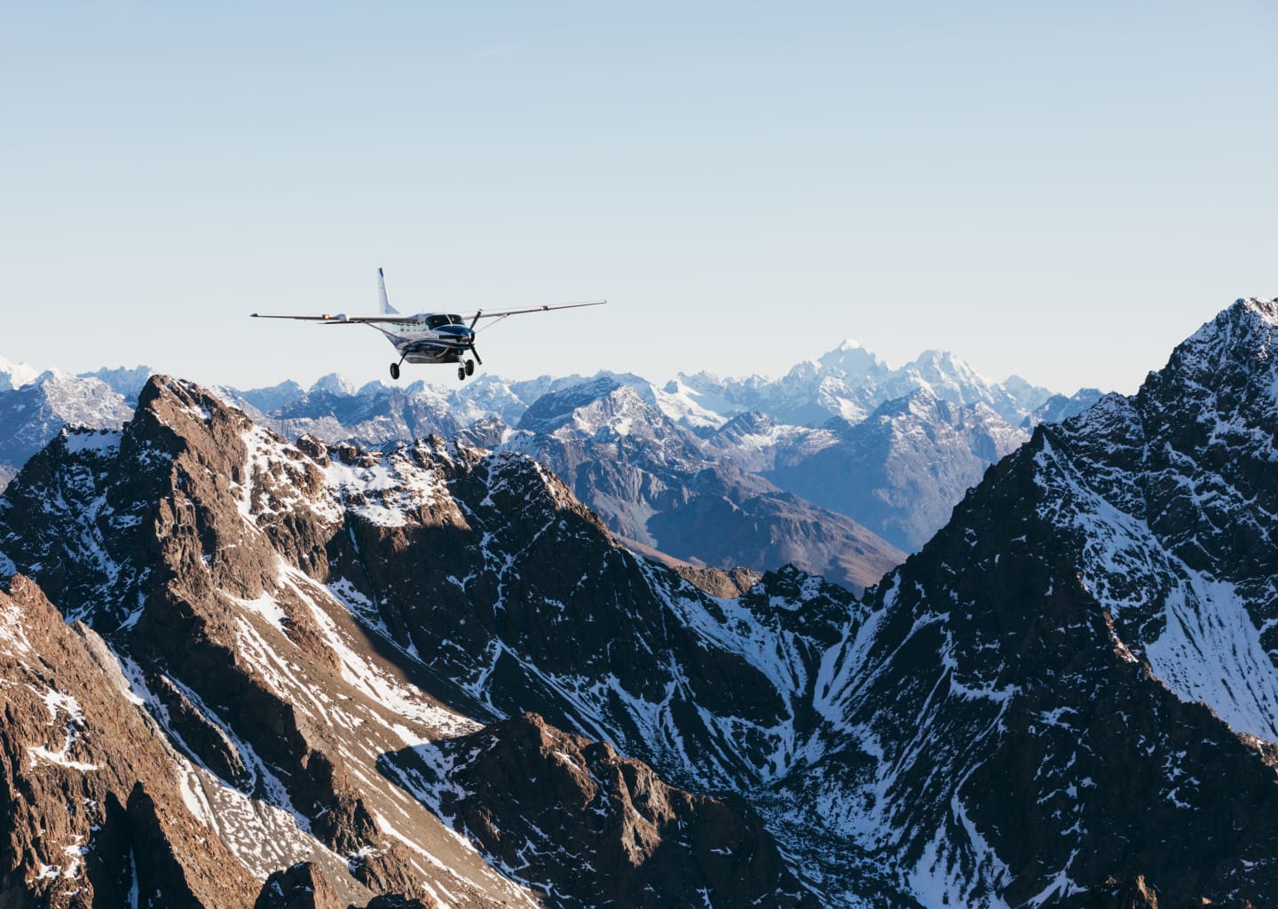 5 Reasons To Choose Mt. Cook Heliski NZ | True South Flights